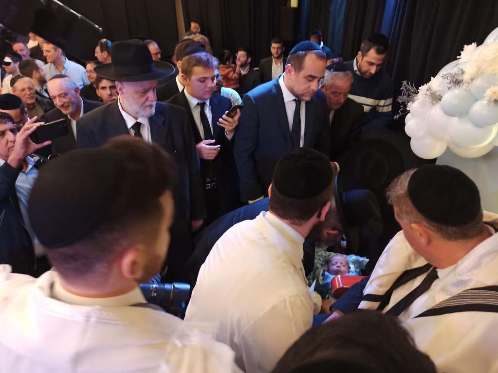 berit mila david leandro jabbaz (27) – Mashaladigital