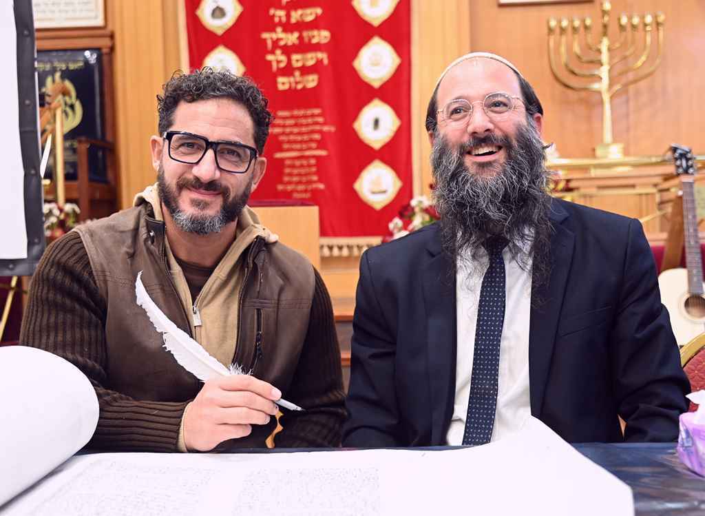 Comunitarias. Sefer Tora Talpiot (141) – Mashaladigital