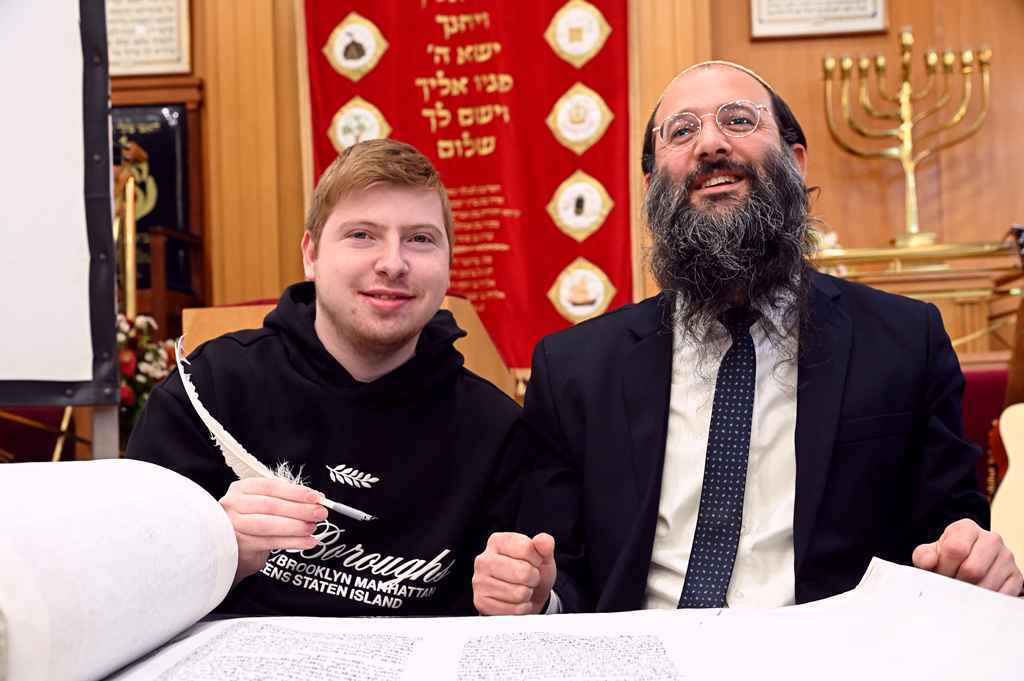 Comunitarias. Sefer Tora Talpiot (79) – Mashaladigital