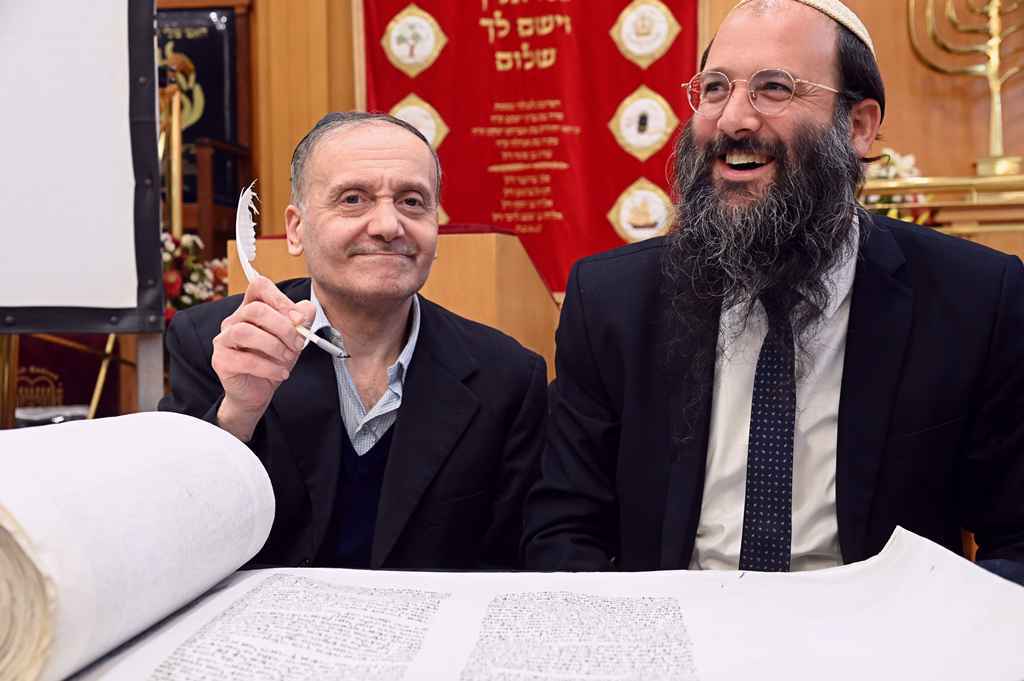 Comunitarias. Sefer Tora Talpiot (84) – Mashaladigital